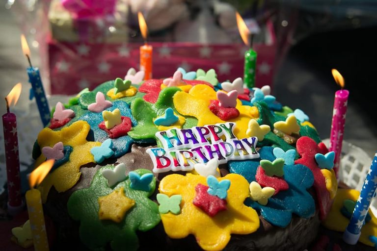 Wonderful birthday cakes - Learn the Top 10 Tips to Bake Your Own